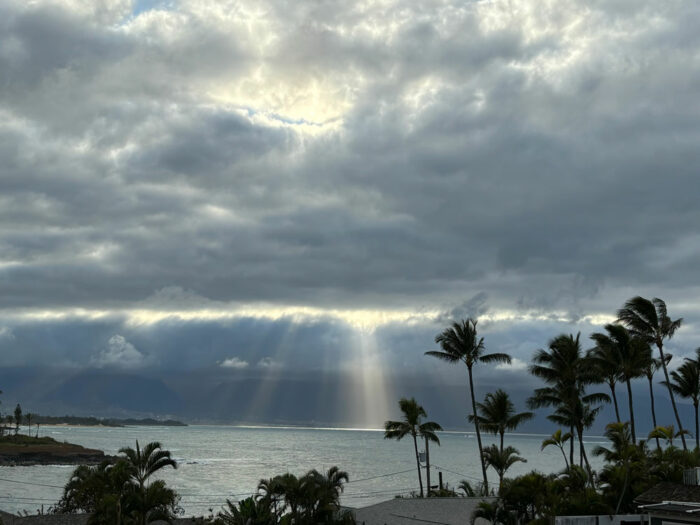 Crepuscular rays burst through Stratocumulus clouds over Wes…